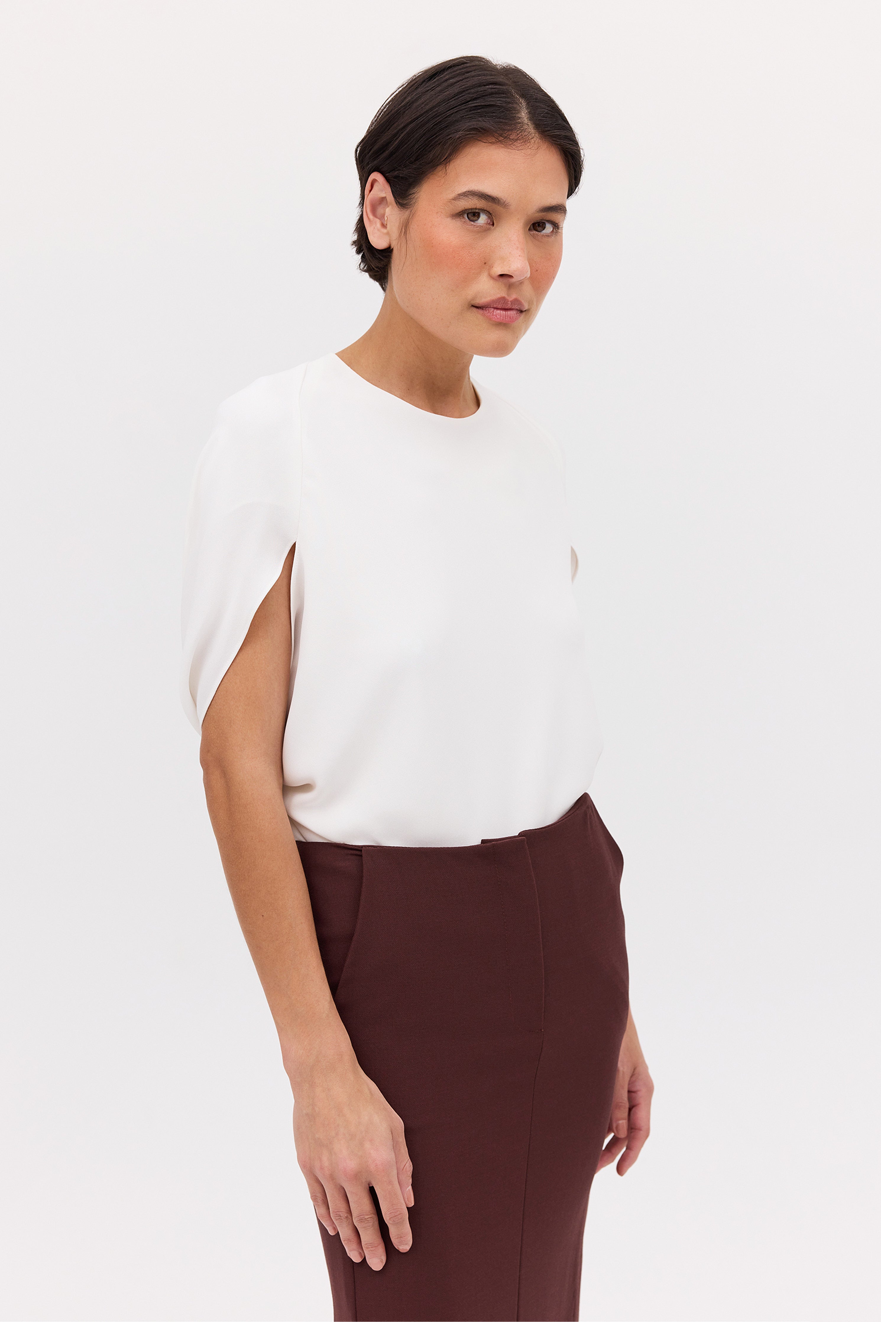 Designer Wedding Dresses, Bridesmaids Dresses, Bridal Gowns Bianca Spender